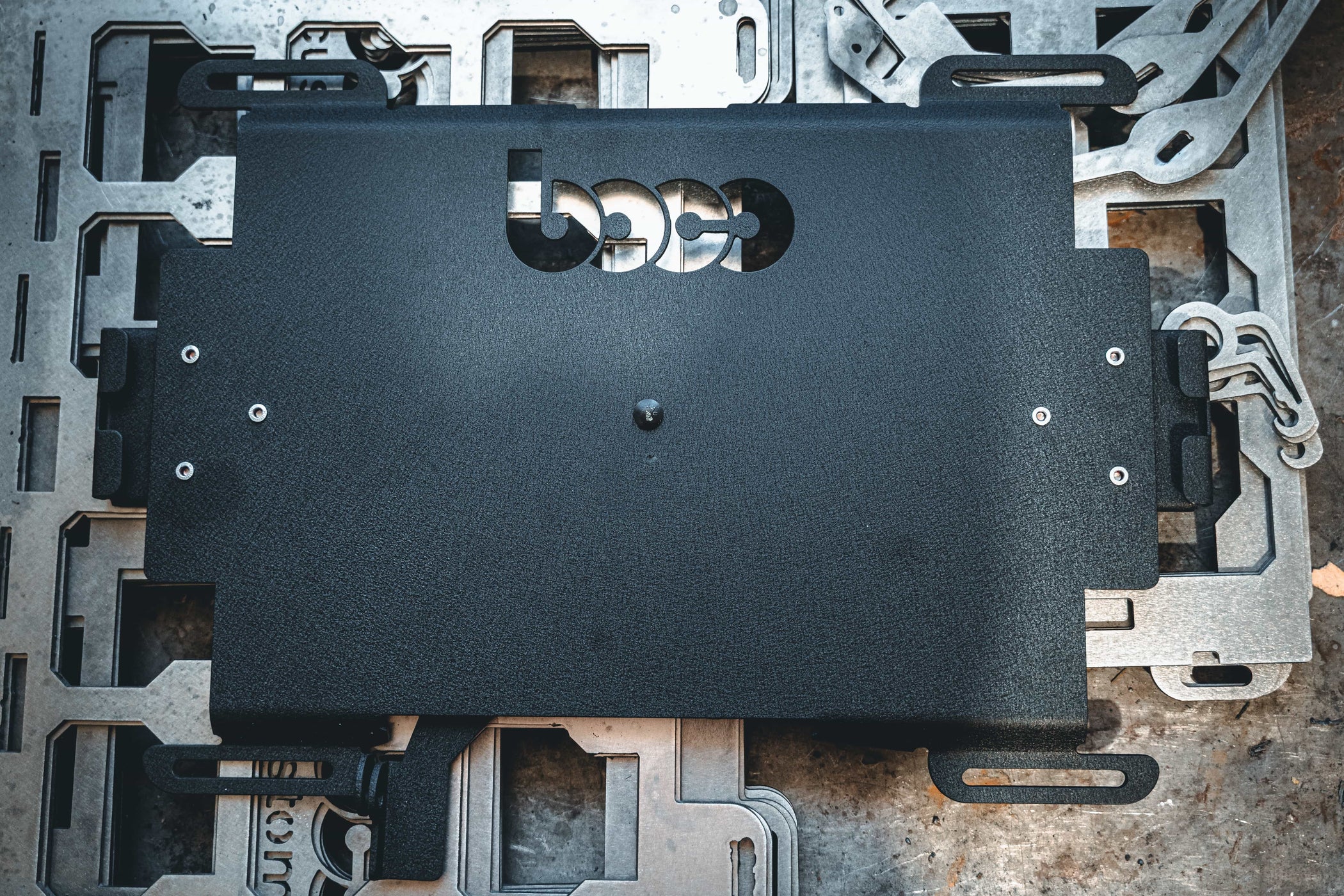 DeWalt Mounting Plate: Heavy-Duty and Low-Profile Design - BoCo Custom